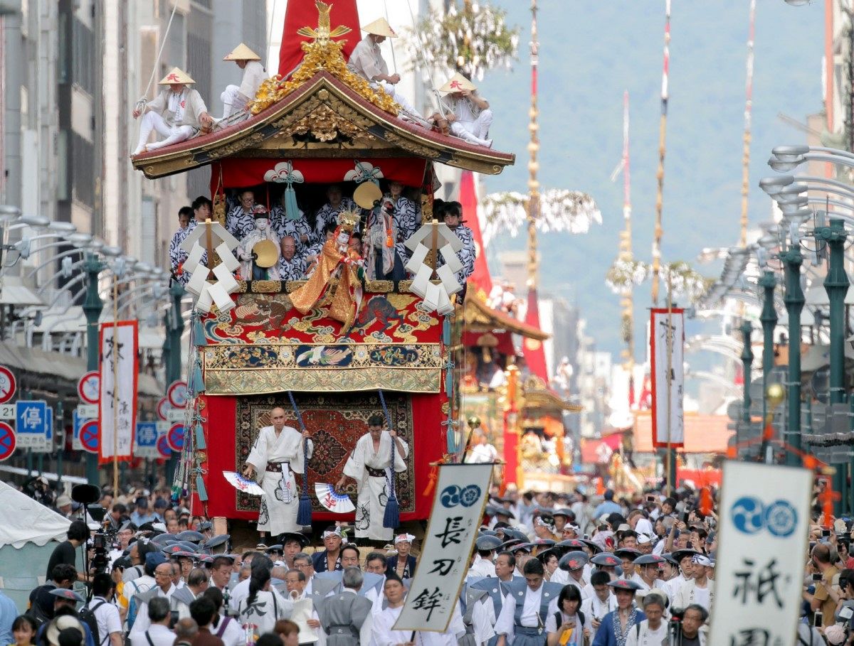 京都祇園祭2023年の経済効果は168億円観光客は増加すると想定関西大宮本名誉教授が試算中日スポーツ東京中日スポーツ