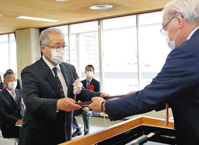 後継者育成に貢献の職人ら9人たたえる 福井市技能功労者表彰式中日新聞Web