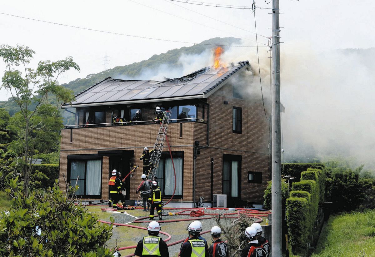 湖西で火災相次ぐ 18日間で5件 豚舎3棟全焼中日新聞しずおかWeb