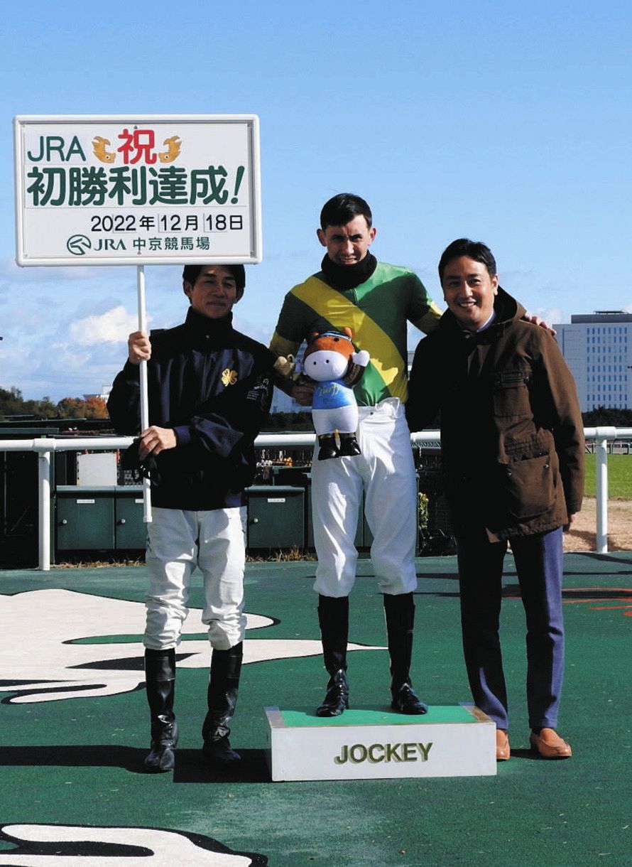 短期免許来日中のムルザバエフがJRA初勝利「すごくうれしい」中京2Rで逃げ切り勝ち：中日スポーツ・東京中日スポーツ