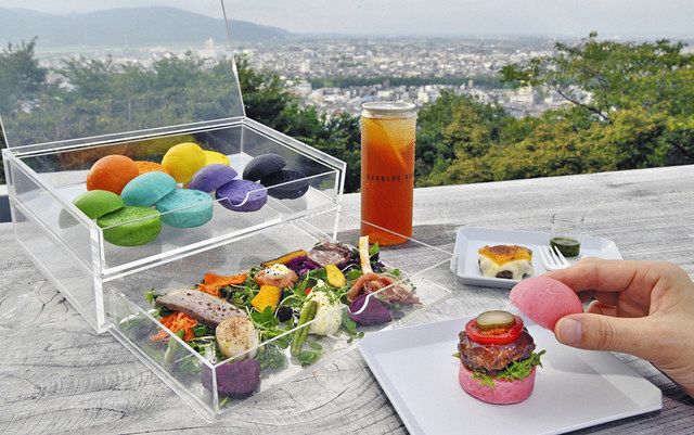 七色のハンバーガー 「BUBBLES BURGER（バブルスバーガー）」 福井市足羽上町111：日刊県民福井Web