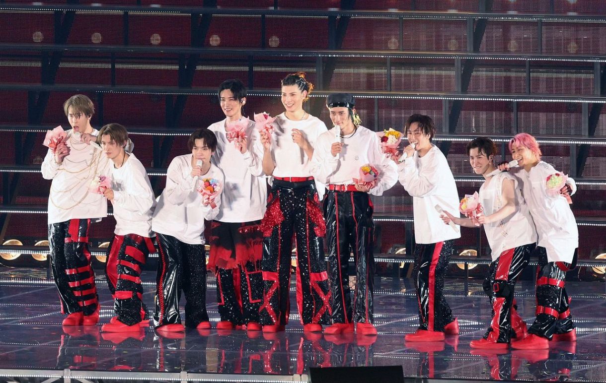 Snow Man、会いたかったぜ！ 初のドームツアーの東京ドーム公演 SixTONESと同時デビュー発表の思い出の地で熱唱：中日スポーツ・東京中日スポーツ