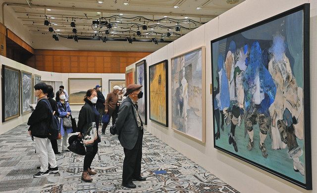 現代日本画の傑作間近に 名古屋で再興院展開幕：中日新聞Web