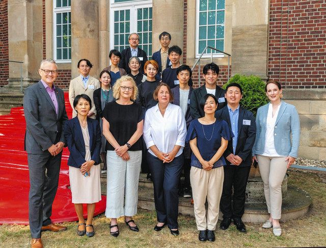 北陸「HOKURIKU」から新風「SHIMPU」 漆芸作家8人 ドイツで作品展：北陸中日新聞Web