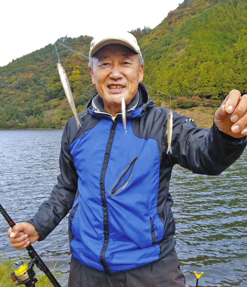 ワカサギ初物うれし 滋賀県甲賀市・青土ダム湖：中日スポーツ・東京中日スポーツ