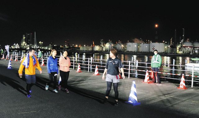 「きれいだな」「気持ちいい」 四日市で工場夜景とランニング楽しむ：中日新聞Web