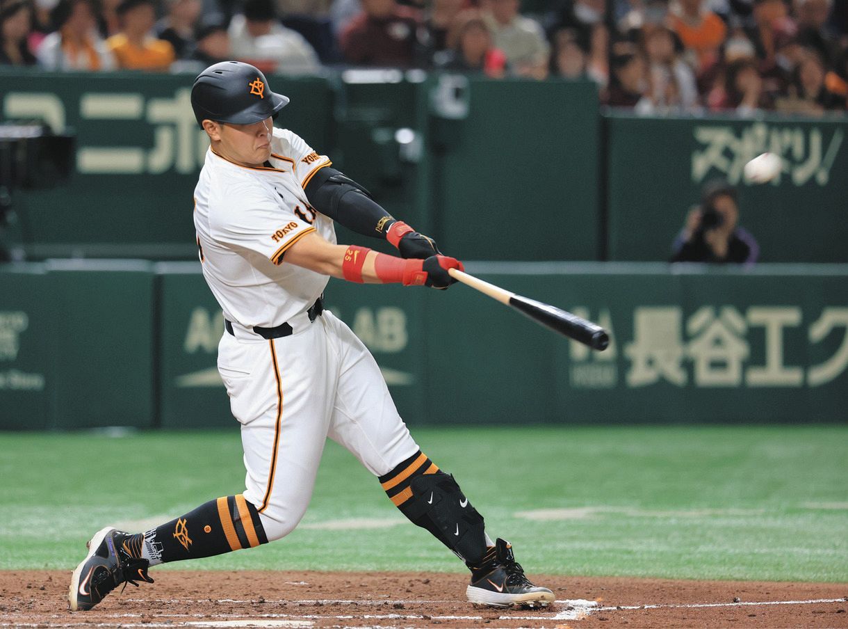 巨人・岡本和真、最終戦でお待たせ初アーチ オープン戦43打席目 巨人・岡本和真、最終戦でお待たせ初アーチ オープン戦43打席目