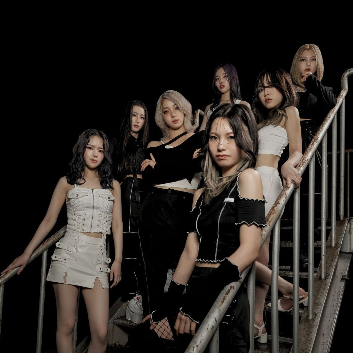 J-POPとK-POPを融合 “2つの顔”持つ7人組アイドルグループ「2FACE」が24日にシングル「PEEP PEEP」でデビュー：中日スポーツ・東京中日スポーツ