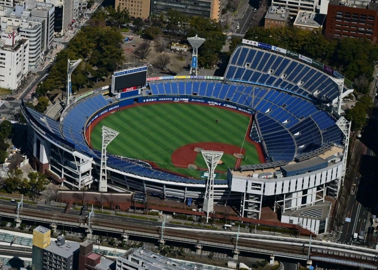 DeNA、CSの本拠地座席図に非難噴出「リスペクトがなさすぎ」「ファンだけど流石にやり過ぎ」ビジター応援エリアを上層ウィングエリアに限定：中日スポーツ・東京中日スポーツ