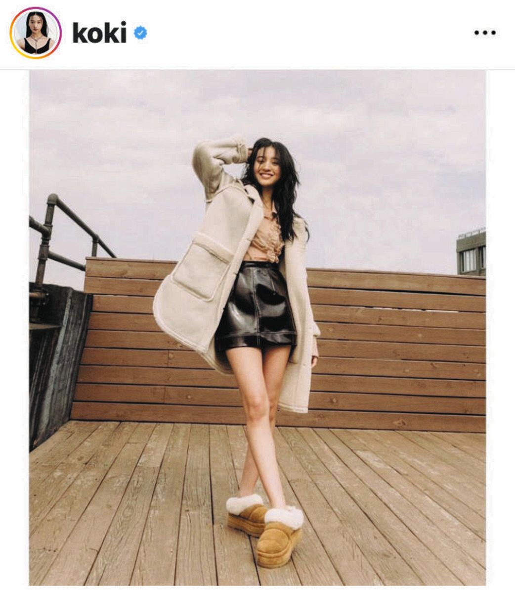 Koki，のミニスカ＆もこもこシューズコーデ【写真】：中日スポーツ・東京中日スポーツ