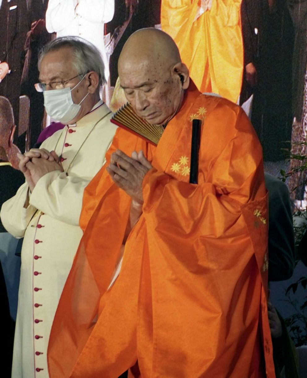 Praying for Peace beyond Religious Sects：中日新聞Web