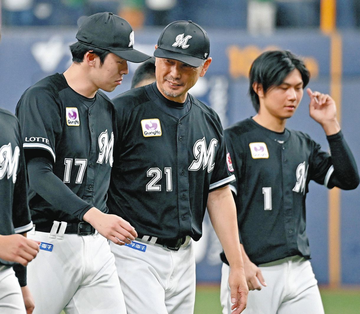 ロッテ・吉井監督、ブルペン待機の佐々木朗希は「全然使う気なかった」：中日スポーツ・東京中日スポーツ