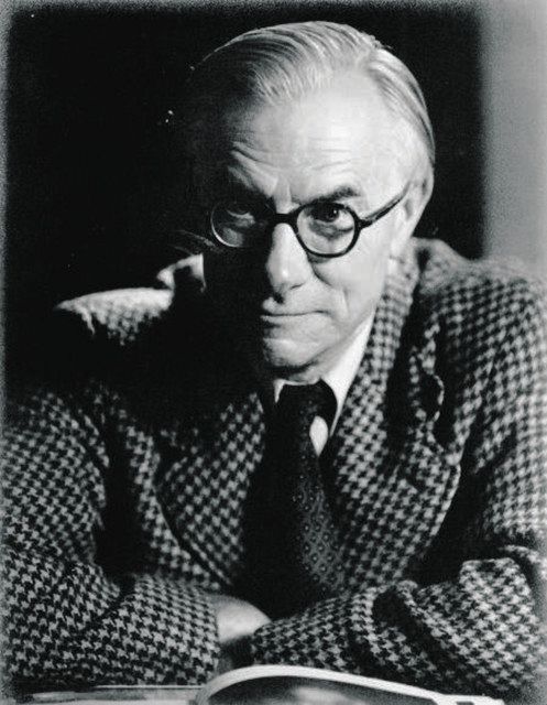 新版E・H・カー『歴史とは何か』が人気 過去の探究、未来を生き抜くヒントに：中日新聞Web