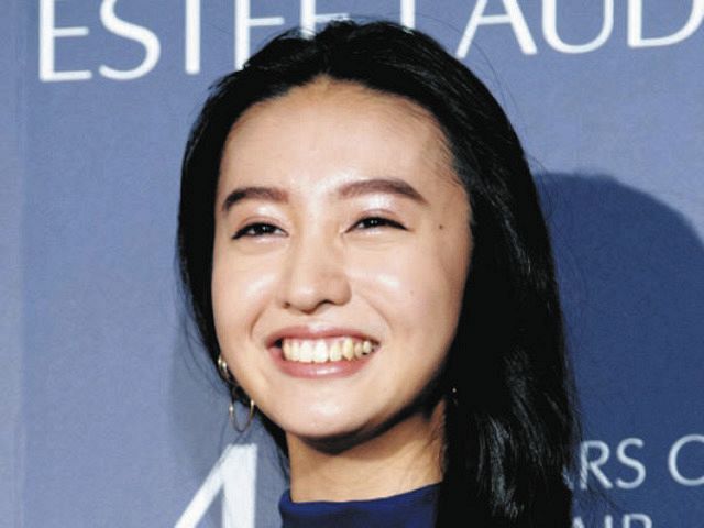 Koki，ブルガリとのティータイムショット「大人セクシー」：中日スポーツ・東京中日スポーツ