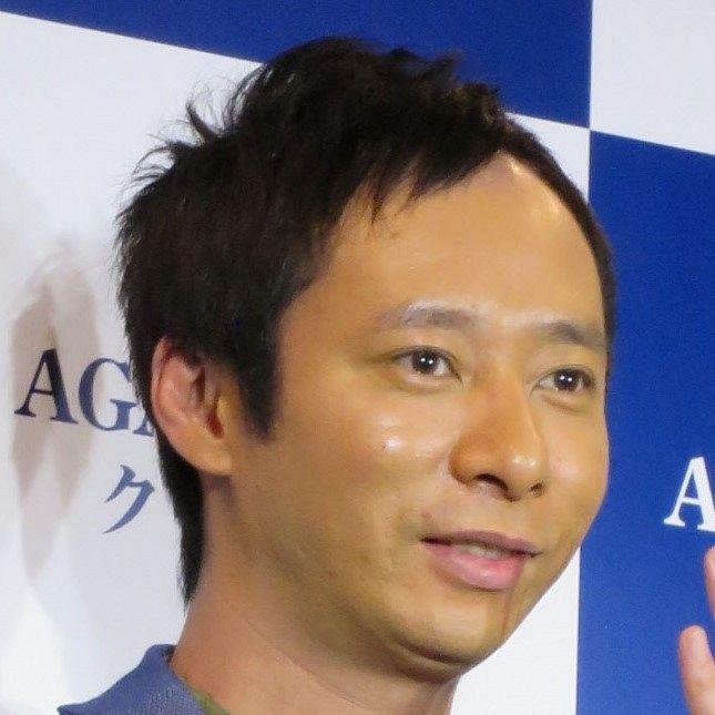 いしだ壱成、父・石田純一とのツーショット公開し親子共演を報告「最強コンビ」「パパ嬉しそう」との声：中日スポーツ・東京中日スポーツ