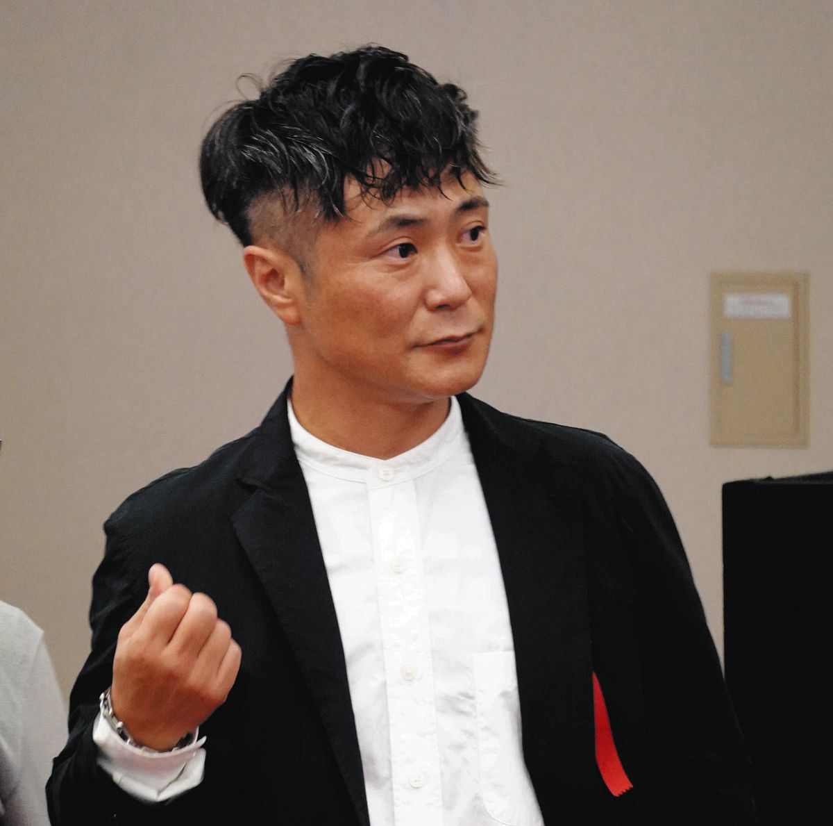 元カラテカ・入江慎也さん、清掃業で「年商5000万円くらい」5年ぶりテレビ出演で芸能界への未練もチラリ:中日スポーツ・東京中日スポーツ