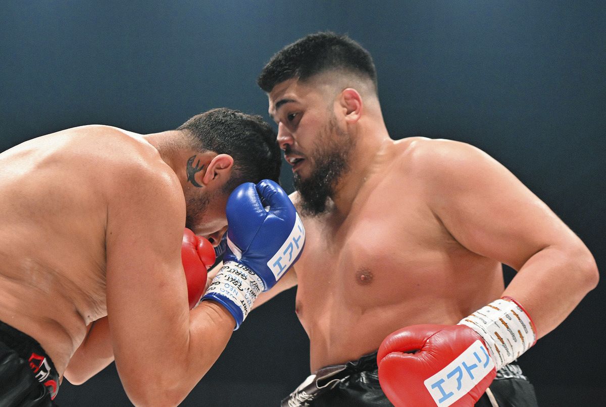 ボクシング日本ヘビー級王者の但馬ミツロが圧勝1回2分9秒koで10戦全勝、5カ月で5試合というハードスケジュール:中日スポーツ・東京中日スポーツ