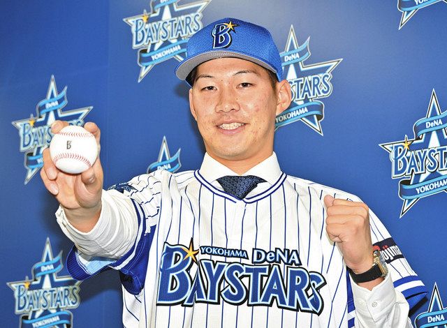 京田がDeNA入団会見 「遊撃で定位置を」：中日新聞Web