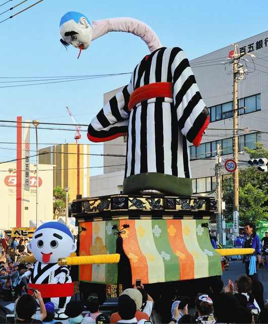 ＜還暦祭 大四日市まつりの見どころ＞（2）大入道 「日本一」のからくり：中日新聞Web
