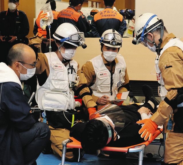 列車脱線事故を想定しDMAT訓練 信大病院で県が養成研修：中日新聞Web