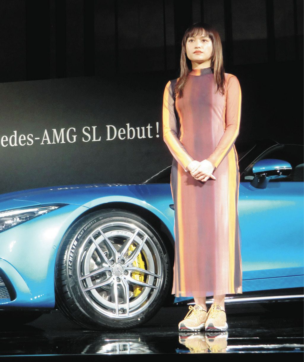 シンガー・ソングライターiriがメルセデスとコラボ 「ラグジュアリーで高級感、あこがれ」：中日スポーツ・東京中日スポーツ