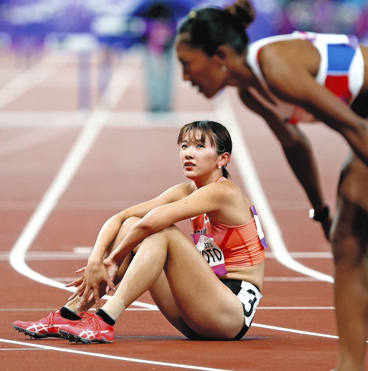 陸上女子400m障害、山本亜美は7位 海外選手から刺激「冬に体づくりを」：中日新聞Web