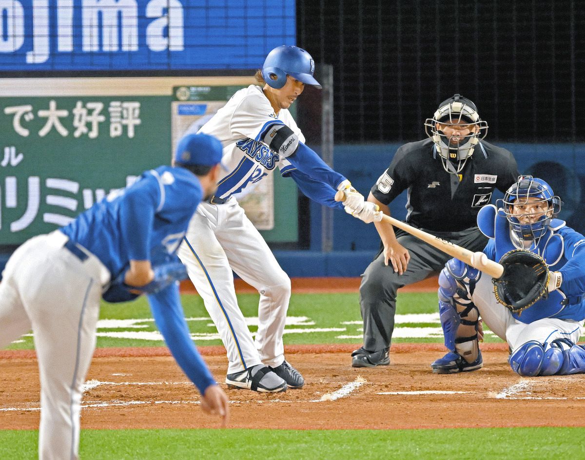 DeNA、6回の追加点の場面で河田雄祐・三塁コーチの好判断にSNS注目「判断神すぎる」「ないす信号機」「一生囲い込んだほうがいい」：中日スポーツ・東京中日スポーツ