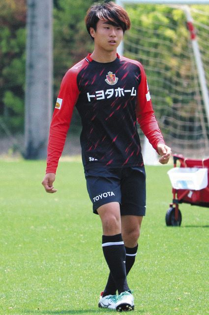 「めっちゃ悔しかった」MF甲田英将がU-20W杯メンバーもれをばねにルヴァン杯・神戸戦へ【J1名古屋】：中日スポーツ・東京中日スポーツ