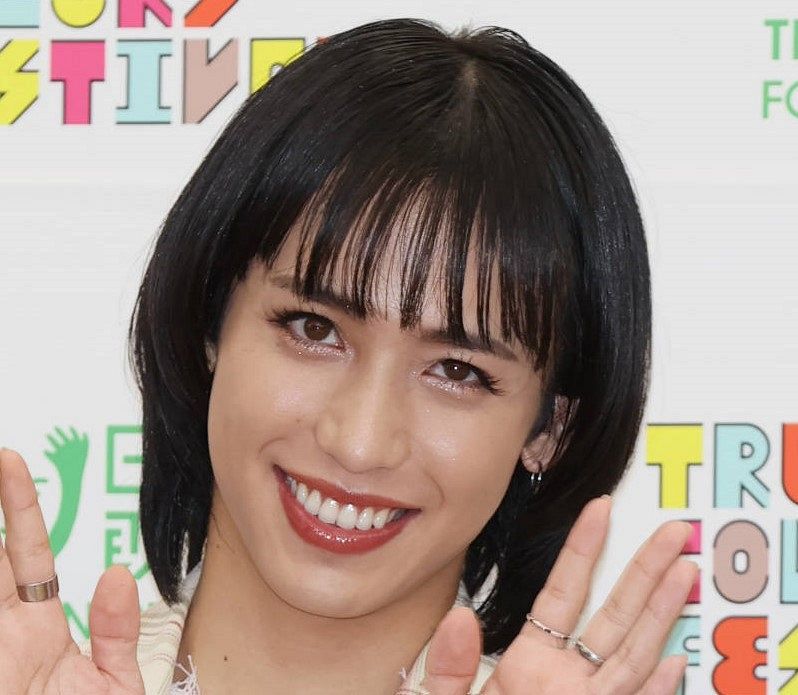 ryuchell、素肌の谷間にネット騒然 『工事したの？』『どうされたのか聞きたい』：中日スポーツ・東京中日スポーツ