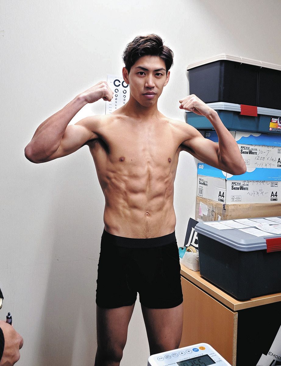 王者・村田昴、初防衛戦の計量クリア 8戦全勝全KOで「倒しきるボクシング見て」【WBOAPスーパーバンタム級タイトル戦】：中日スポーツ・東京中日スポーツ