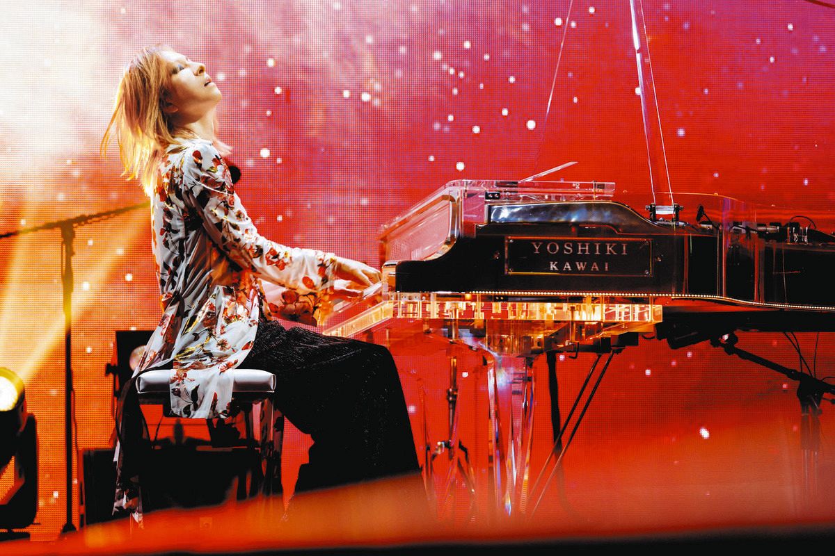 YOSHIKI 8月下旬のディナーショーで術後初のピアノ＆ドラムの〝二刀流〟披露 「僕の場合、ピアノとドラムと両方あって成立しているんだなって思います」 11月のサウジのライブイベントでも ...