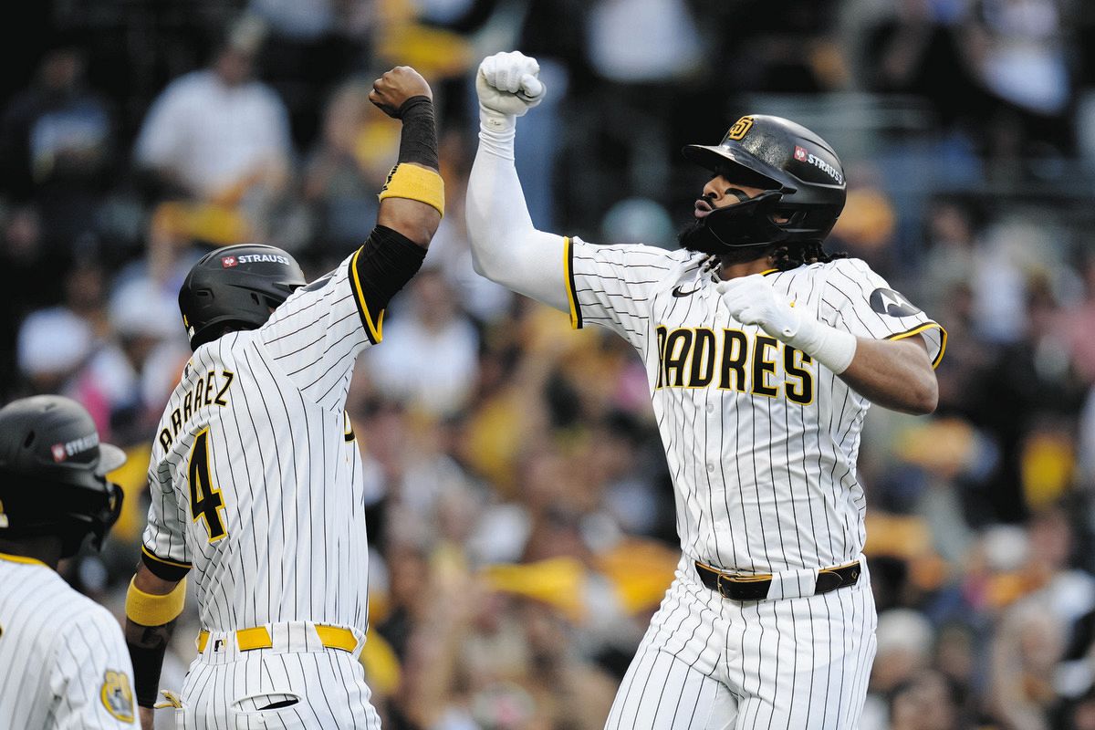 ドジャースをやっつけろ！パドレスファン、ブレーブス戦で「BEAT LA」コール！まだワイルドカード第1戦…早くも宿敵意識：中日スポーツ・東京 ...