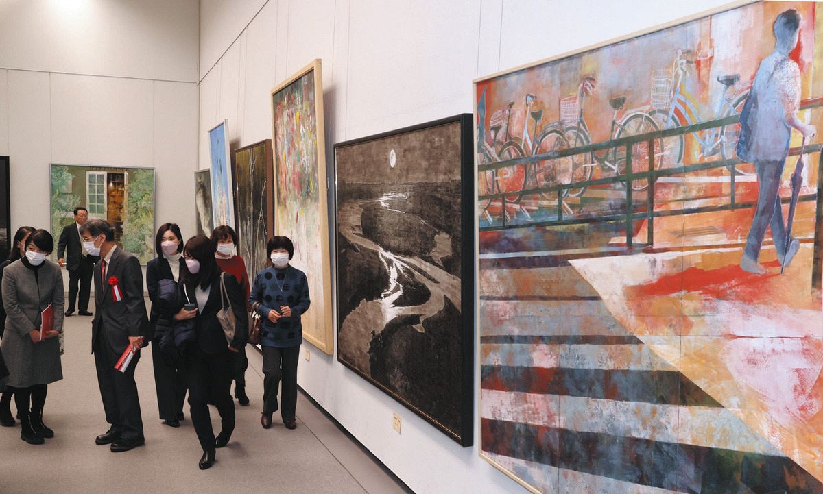日展名古屋展が開幕 愛知県美術館、5部門の484作品が一堂に：中日新聞Web