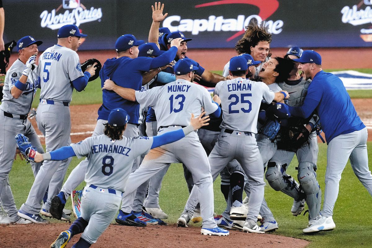 ドジャースWS連覇に地元紙は挑発モード全開「球史で最も金持ちのチームが金の力で勝ち切った」：中日スポーツ・東京中日スポーツ