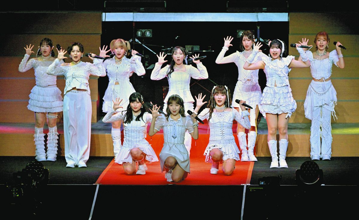 卒業公演で熱唱するBEYOOOOONDSの島倉りか【写真複数】：中日スポーツ・東京中日スポーツ