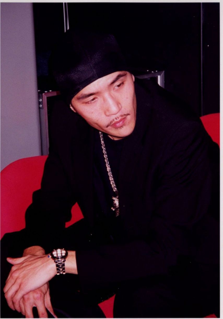 Zeebraが愛知県で行われた“密状態”の音楽フェス「波物語」出演を謝罪 「県のルールに則ってると聞いていた」「危険な状況でした」：中日 ...