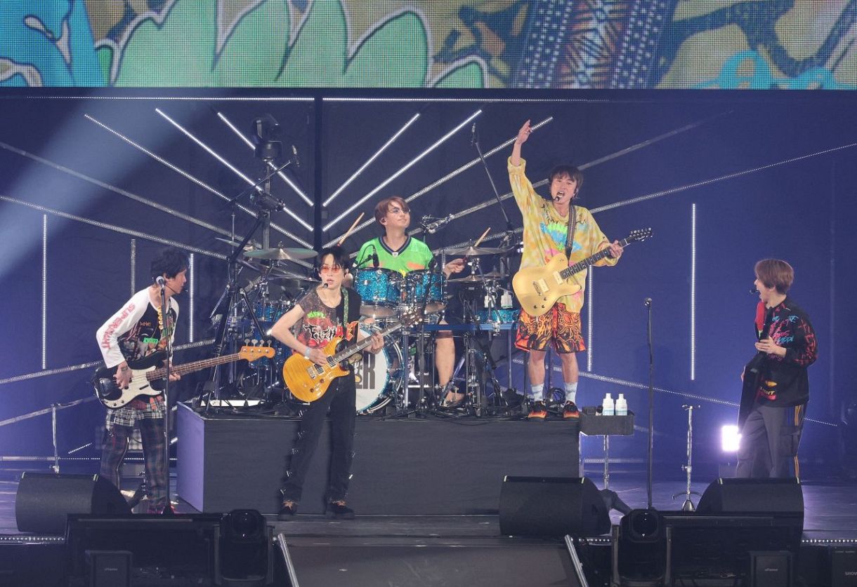 SUPER EIGHT、エイターに感謝「20周年祝ってくれてまじでありがとうー！！ ここまでこれたんは応援してくれたみんなのおかげやぞ」：中日スポーツ・東京中日スポーツ