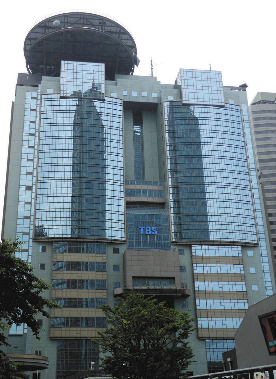 結婚の櫻井翔＆相葉雅紀は「アイドルを超えたスーパーアイドルになってほしい」TBS佐々木社長が祝意：中日スポーツ・東京中日スポーツ