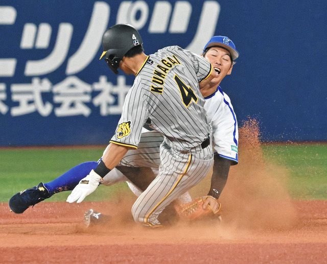 NPB、5日の公式戦から「ブロッキングベース」ルール運用 野手が完全にベースをふさいだらタイミング次第でセーフに：中日スポーツ・東京中日スポーツ