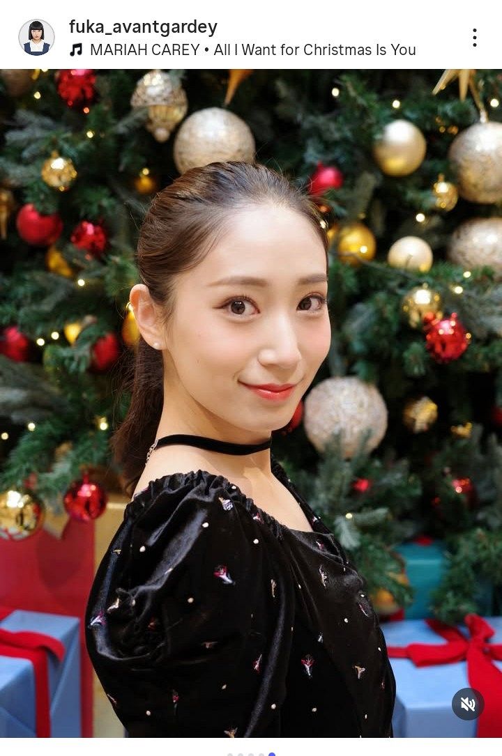 fuka、いつもと違う「いい女」感漂う黒ワンピ【写真複数】：中日スポーツ・東京中日スポーツ