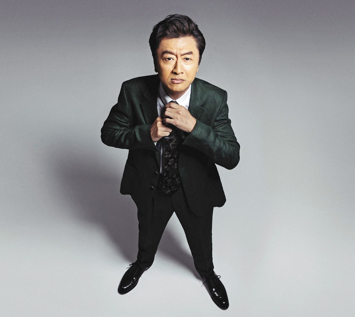 桑田佳祐37ソロ初の配信ライブ「事件です!」ジャズクラブ殿堂“ブルーノート東京”で無観客2時間:中日スポーツ・東京中日スポーツ