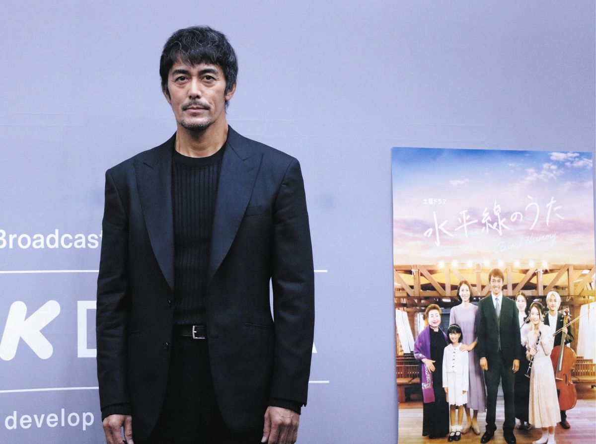 阿部寛、東日本大震災で妻と娘を失った役、泣くシーンめぐり監督に問う「ずっと苦しんでいる姿を若い世代に見せているんだと」NHK『水平線のうた』：中日スポーツ・東京中日スポーツ