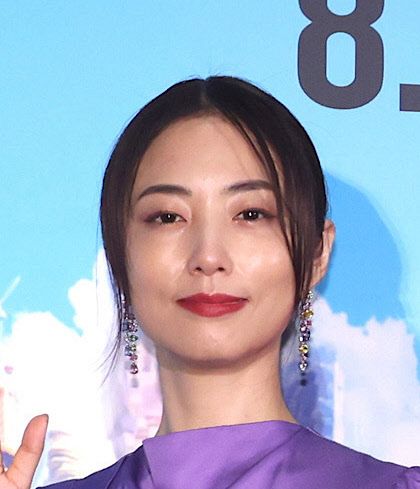 MEGUMI「最近はこんな格好で…」和服姿を披露 「着物美人」「惚れ直しました‼」称賛の声：中日スポーツ・東京中日スポーツ