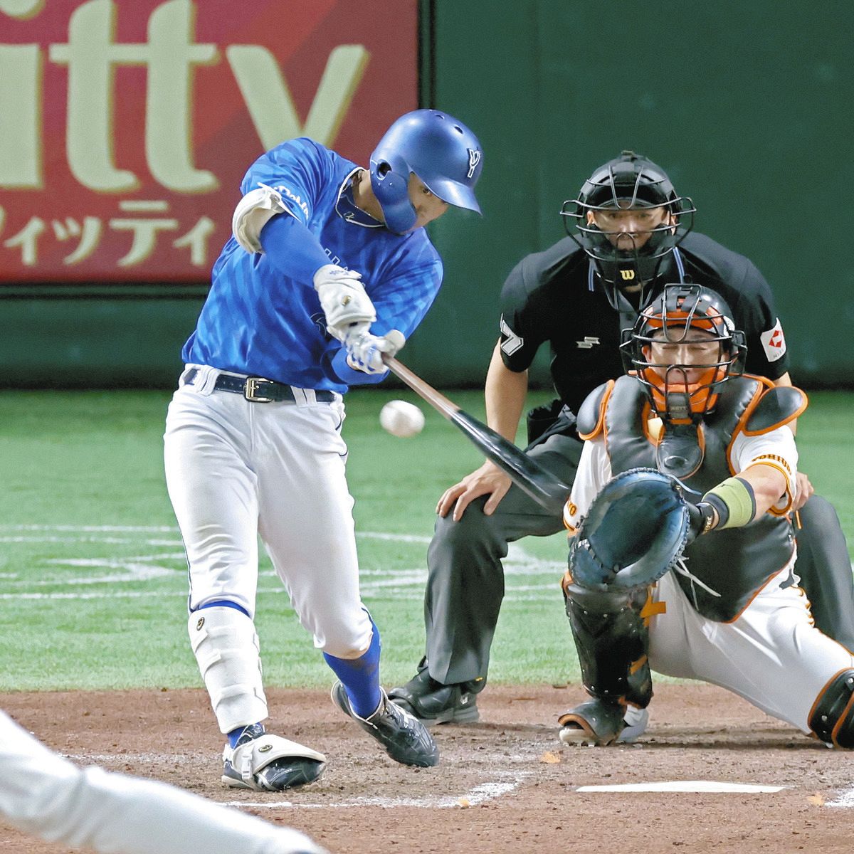 DeNA、『下剋上』完成！巨人に競り勝ち7年ぶり4度目の日本シリーズ進出決定【CSファイナル第6戦】：中日スポーツ・東京中日スポーツ