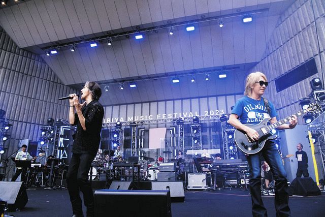 「景気づけに」B’zが日比谷音楽祭にサプライズ出演 「ultra soul」シャウト：中日スポーツ・東京中日スポーツ