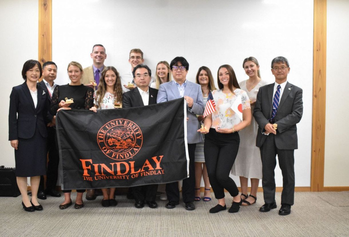 U.S. Graduate Students Visit Fukui Prefectural University：中日新聞Web